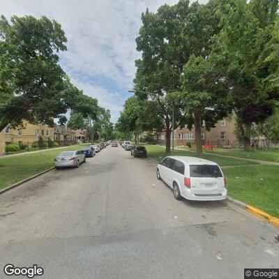 Officer conducts traffic stop on S Michigan Ave, Chicago IL | CrimeRadar