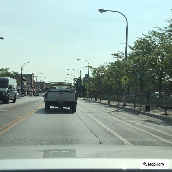 Person with severe hand cut arrives at police station, Chicago IL ...