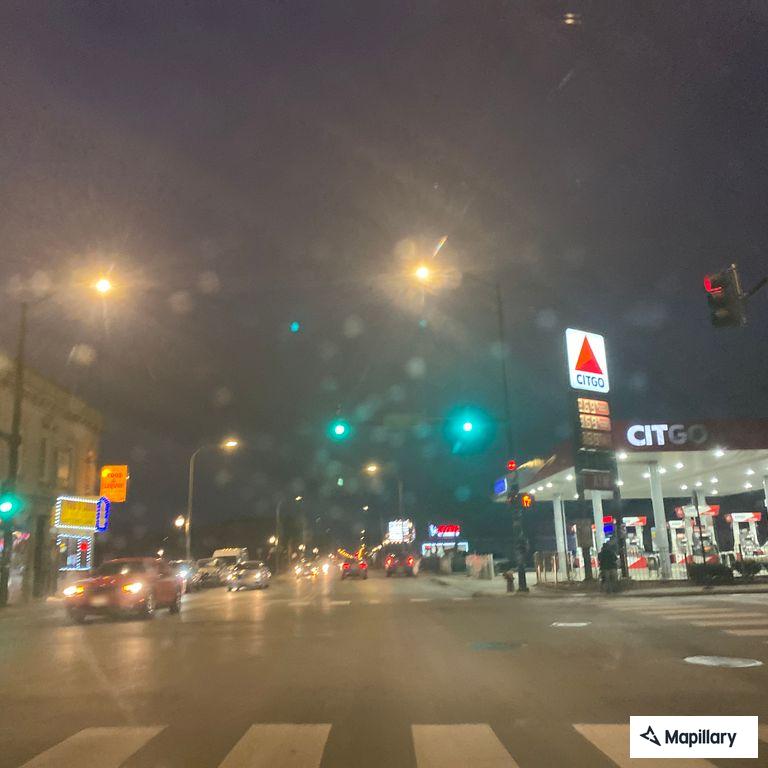 Car breakdown at Racine and 63rd Street, Chicago IL | CrimeRadar