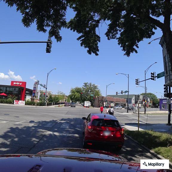 Traffic lights flashing red at Archer and Pershing, Chicago IL | CrimeRadar