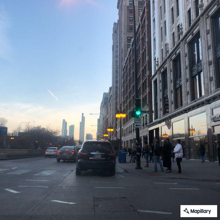 Traffic disturbance near Michigan and Washington, Chicago IL | CrimeRadar
