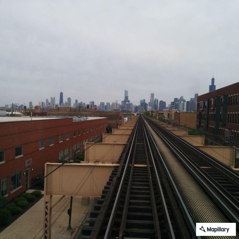 Loud noise complaint at apartment on West Lake Street, Chicago IL ...