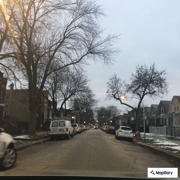 Driver detained for suspected drunk driving in chicago, Chicago IL ...
