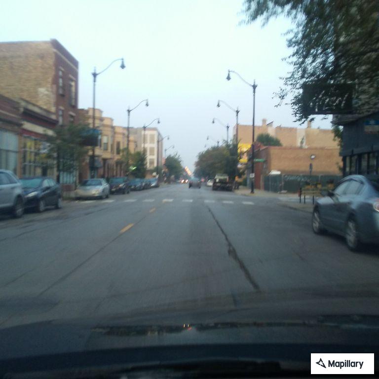 Alarm triggered at restaurant on Armitage Ave, Chicago IL | CrimeRadar