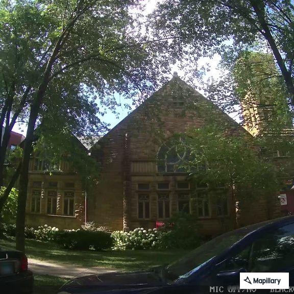 Pothole found near Lake Shore and Fullerton, Chicago IL | CrimeRadar