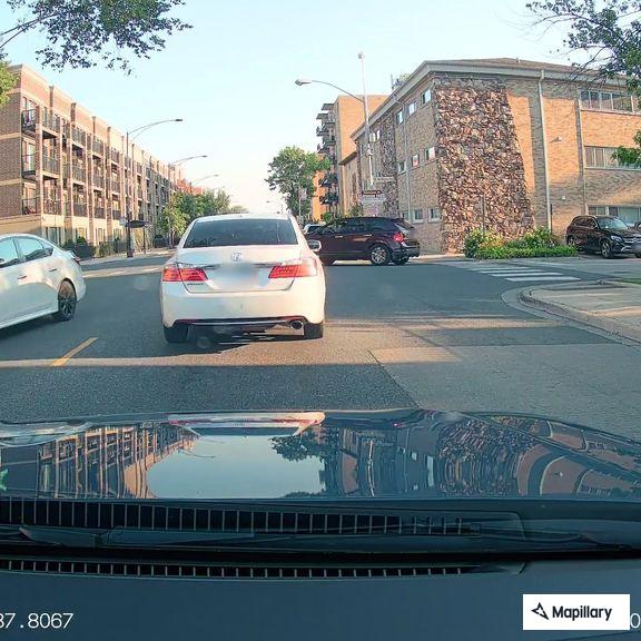 Homeless person cause concern at 3009 N Harlem Ave, Chicago IL | CrimeRadar