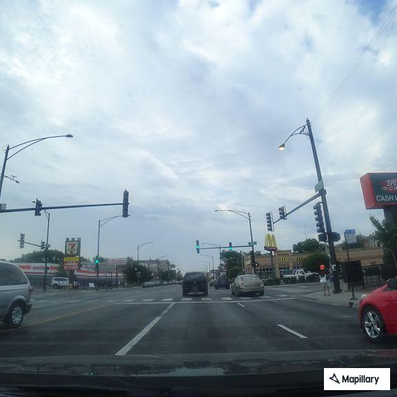 Traffic accident blocks intersection, damages light pole, Chicago IL ...