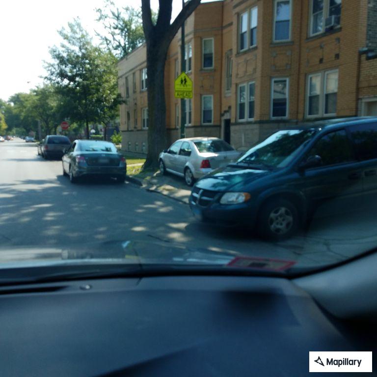 Loud party and music disturbance near N Avers Ave, Chicago IL | CrimeRadar