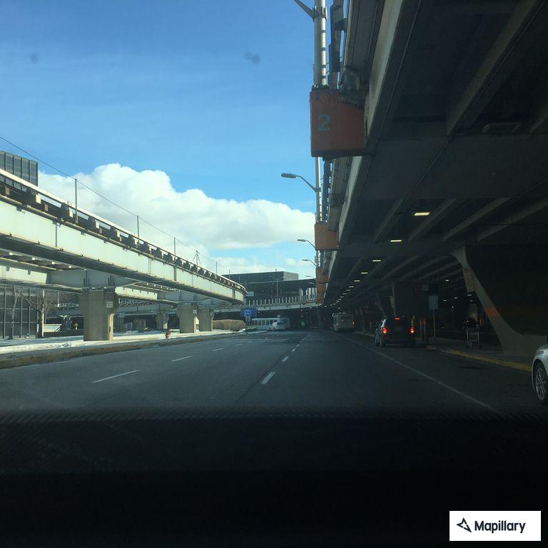 Emergency at O'Hare terminal as switch worker may be trapped under rail ...