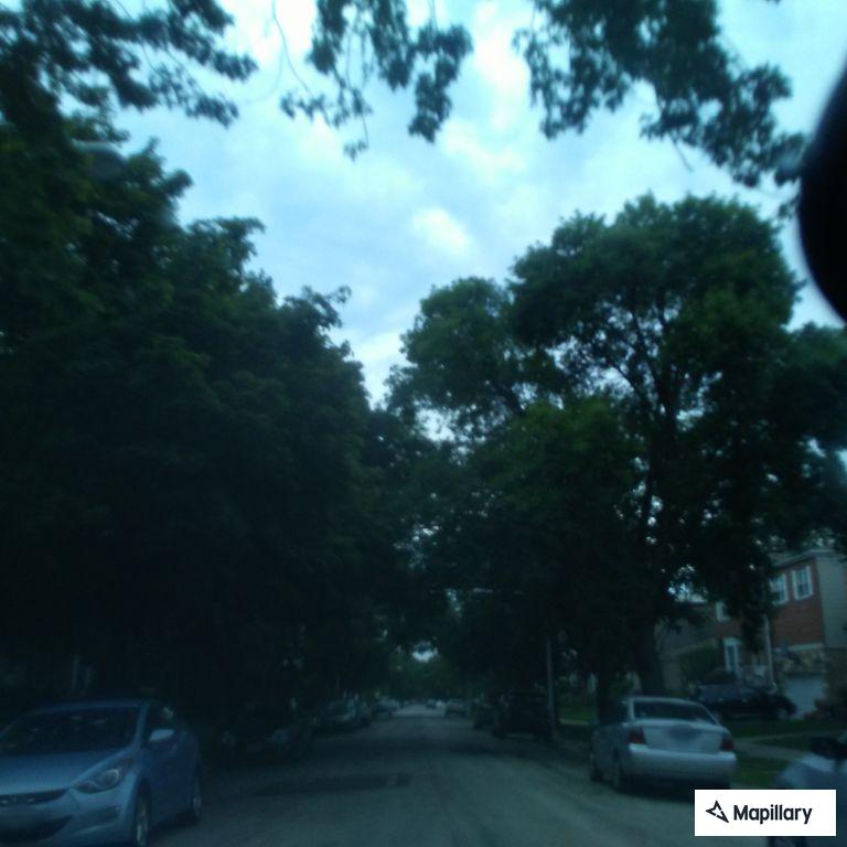 Police detain suspect after foot pursuit near Glenlake Ave, Chicago IL ...