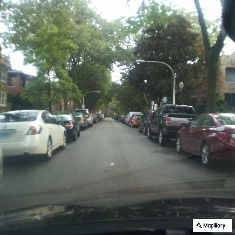 Possible burglar alarm near North Sheridan Rd, Chicago IL | CrimeRadar