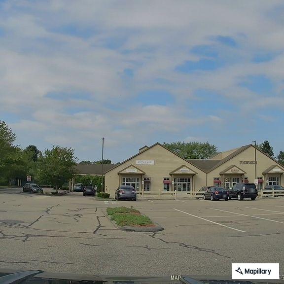 Person trapped and cut between doors at Franklin hotel, Franklin MA ...