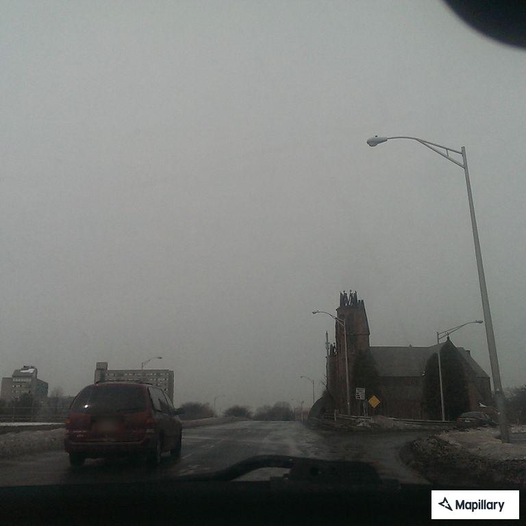 Medical emergency at senior housing on Chestnut Street, Springfield MA ...