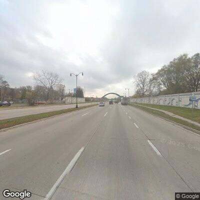 Train blocking road causes traffic standstill in Michigan, Wayne County ...