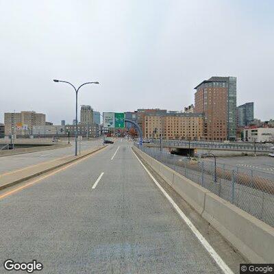 Man drinks alcohol openly on bench at Heinz Eastbound station, Boston ...