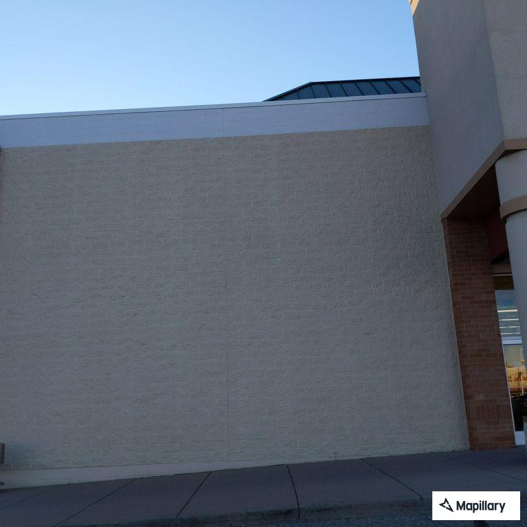 Repeated 911 hang-up at Sparrow Fast Care, Lansing MI | CrimeRadar