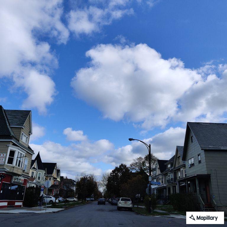 Arcing electrical wire reported near Parkdale Avenue, Buffalo NY ...