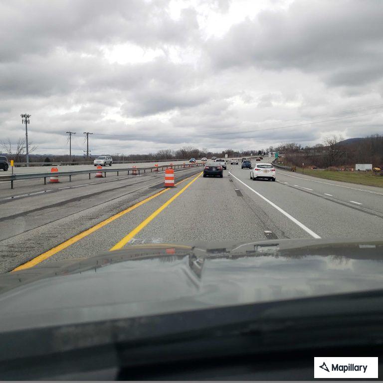 Truck crash causes oil spill on I‑90, Herkimer NY | CrimeRadar