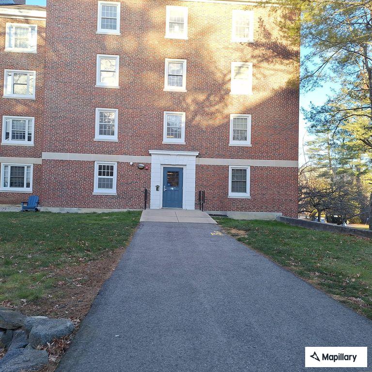 Medical emergency reported at Devine Hall, UNH, Durham NH | CrimeRadar