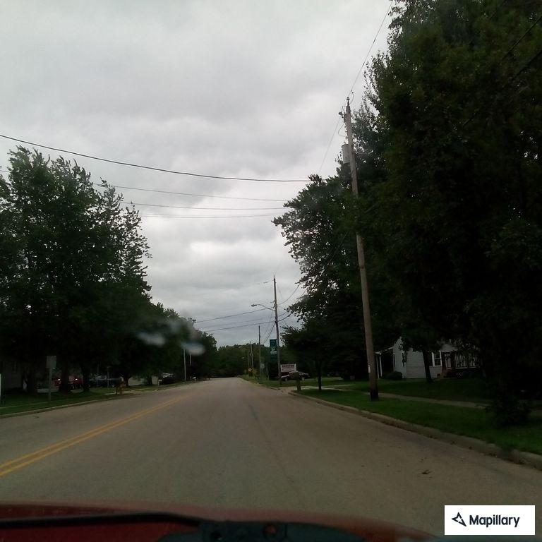 Police conduct traffic stop on Highway 76 and West St, Shiocton WI ...
