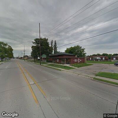 Disabled vehicle blocks traffic near Mason and Laura, Green Bay WI ...