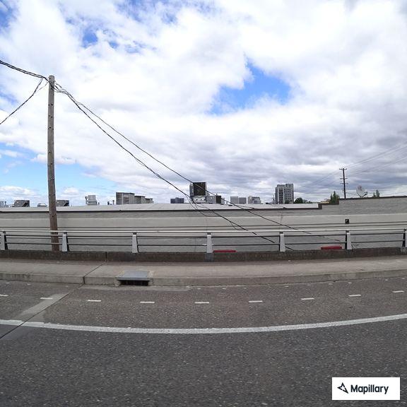 Medical emergency for abdominal pain at Clark Center, Portland OR ...