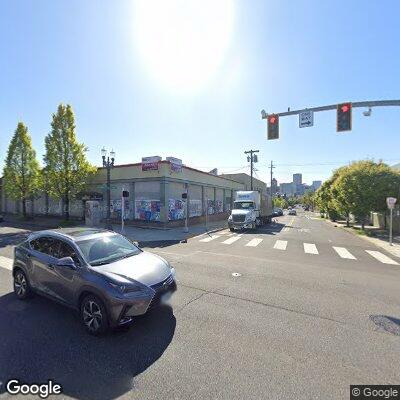 Child locked in car rescued near public intersection, Portland OR ...
