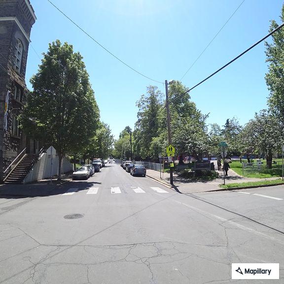 Small fire at building near Southeast Yamhill Street, Portland OR ...