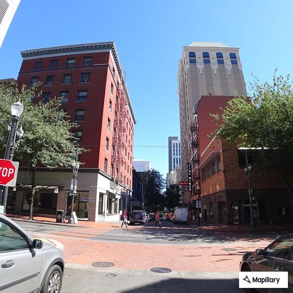 Employee injured by falling object at retail store, Portland OR ...