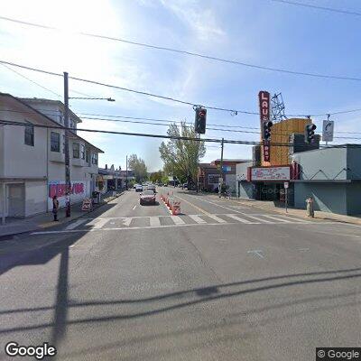 Fire crews respond to warming fire on East Burnside, Portland OR ...