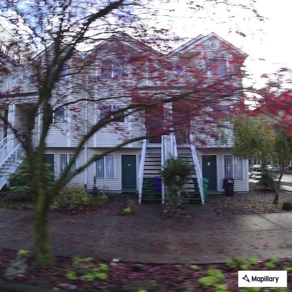 Bush fire outside Hazelwood Apartments, Portland OR | CrimeRadar