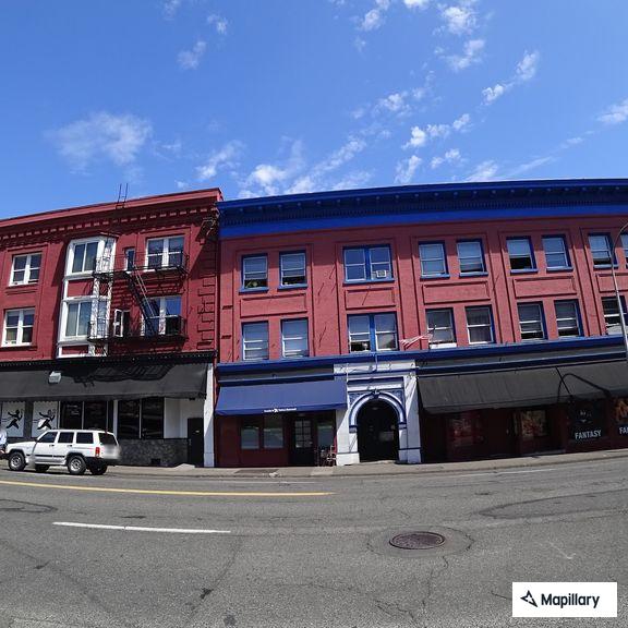 Emergency response for fall at Marathon Taverna, Portland OR | CrimeRadar