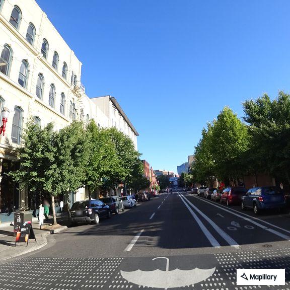 Fire crews respond to building access near NW 3rd Ave, Portland OR ...