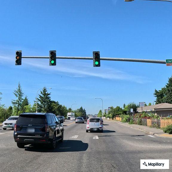 Motor vehicle accident near Meridian E and 136th St E, South Hill WA ...