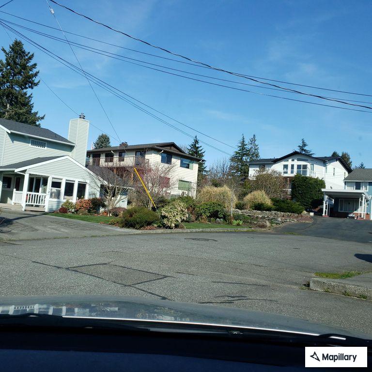 Fire engine responds to residential fire alarm, Edmonds WA | CrimeRadar