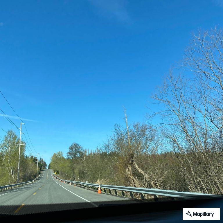 Person treated for low blood sugar near Bush Point Rd, Island County WA ...