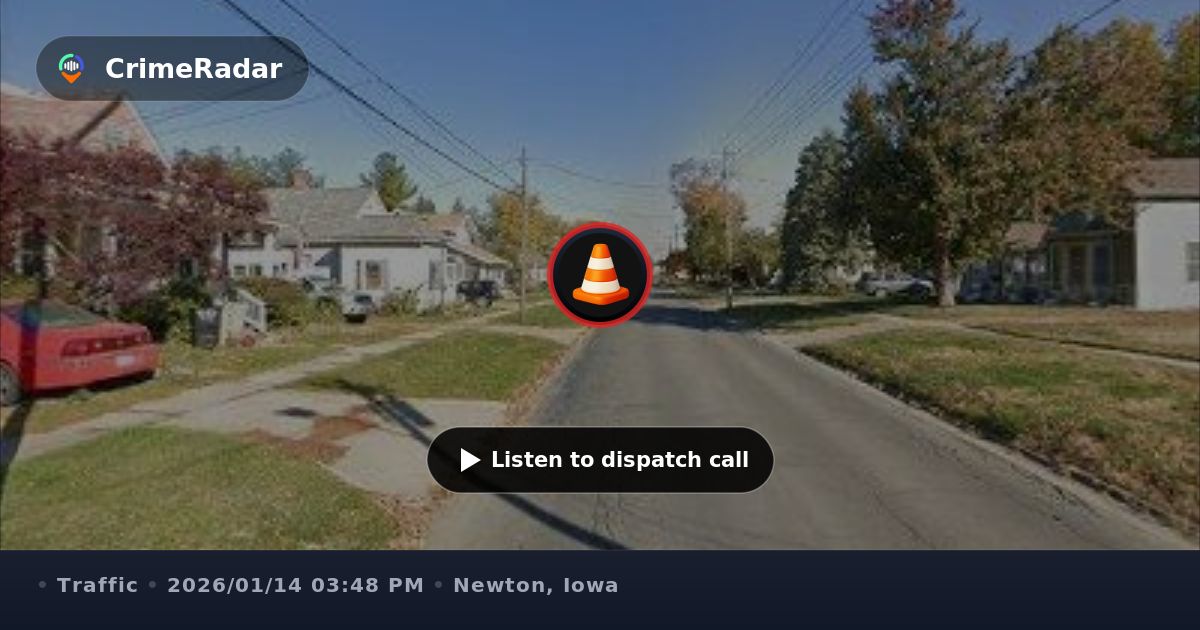 Vehicle stopped with hazards near East Fourth Street, Newton IA ...