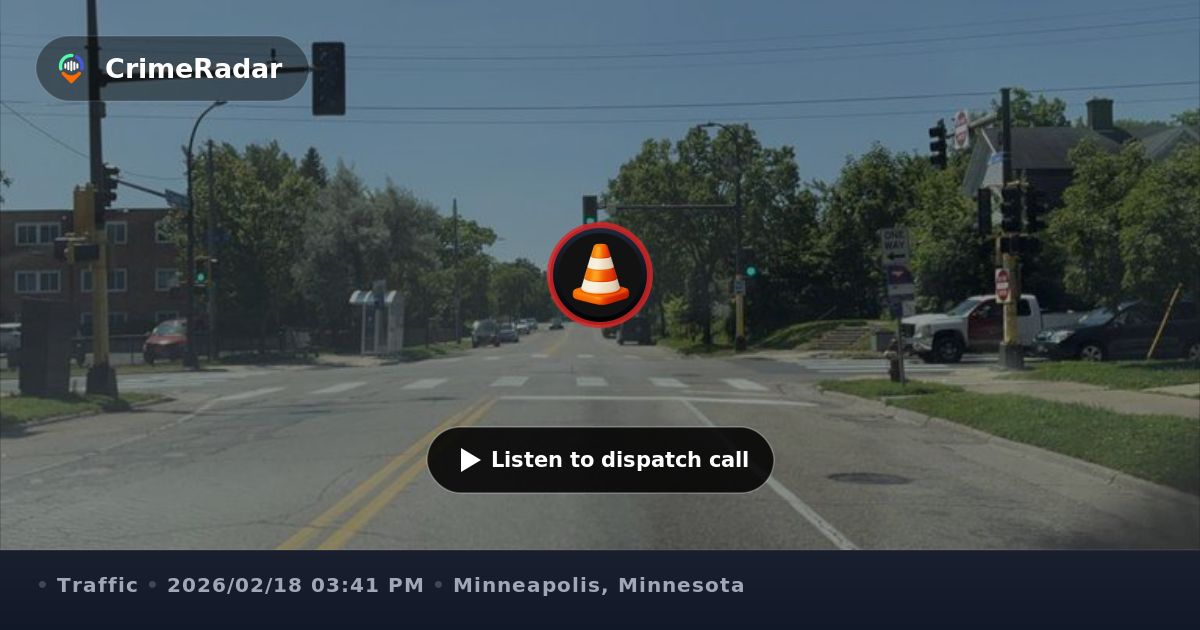 Jackknifed bus hits fence and sign at 28th and Cedar, Minneapolis MN ...