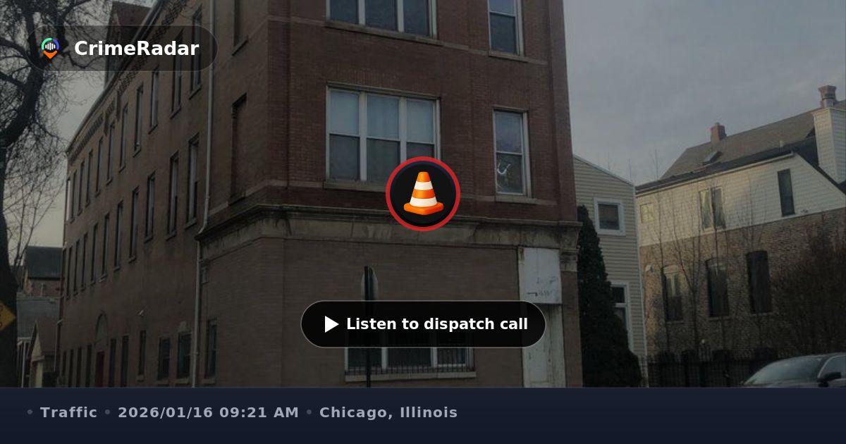 Unoccupied truck blocks street near Marshfield Ave, Chicago IL | CrimeRadar