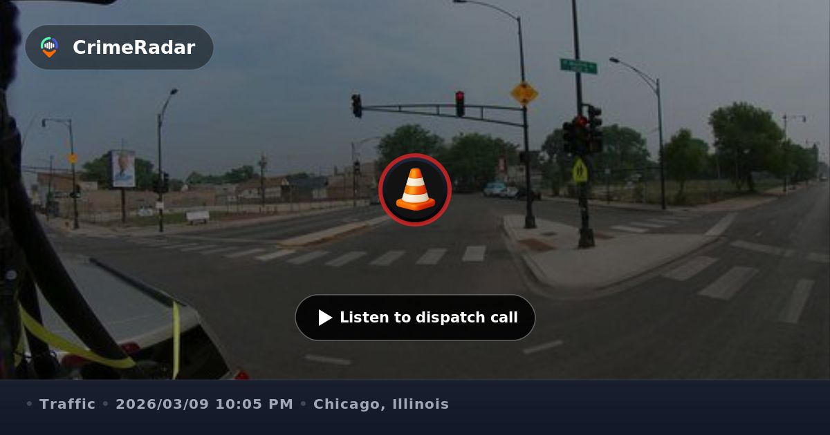 Serious crash downs traffic light at North and Kimball, Chicago IL ...