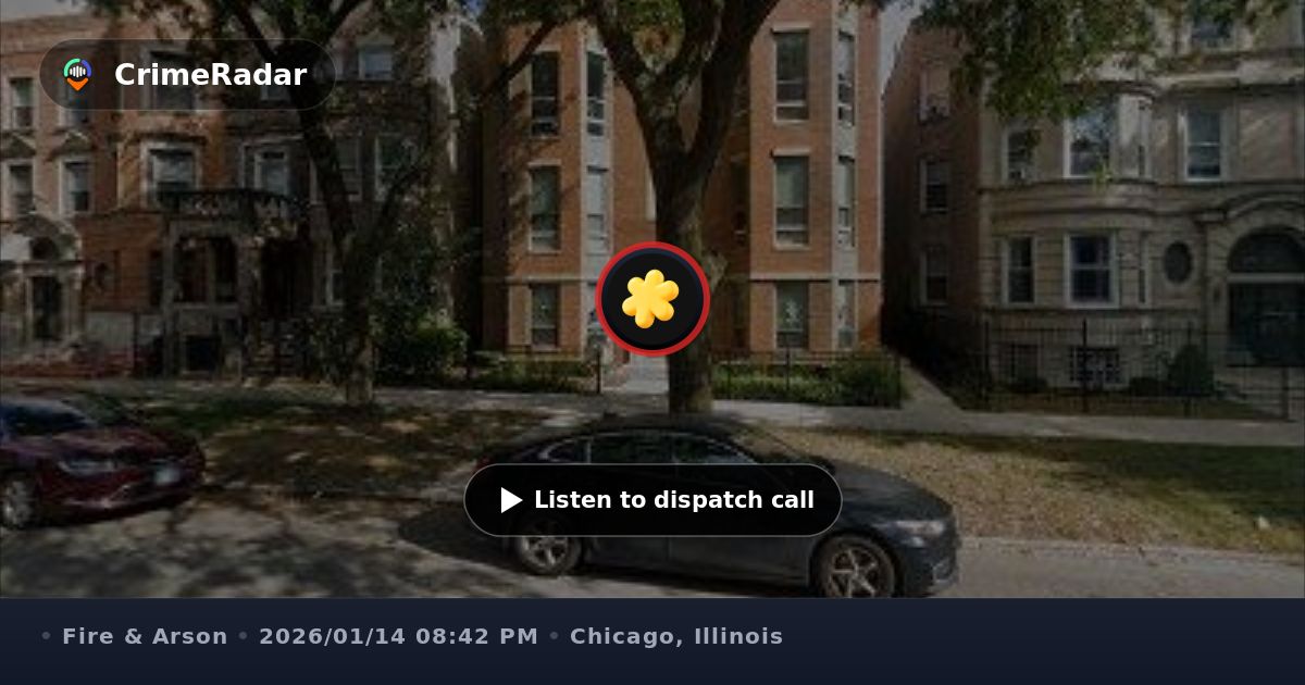 Fire crew checks burning smell near Michigan Ave, Chicago IL | CrimeRadar