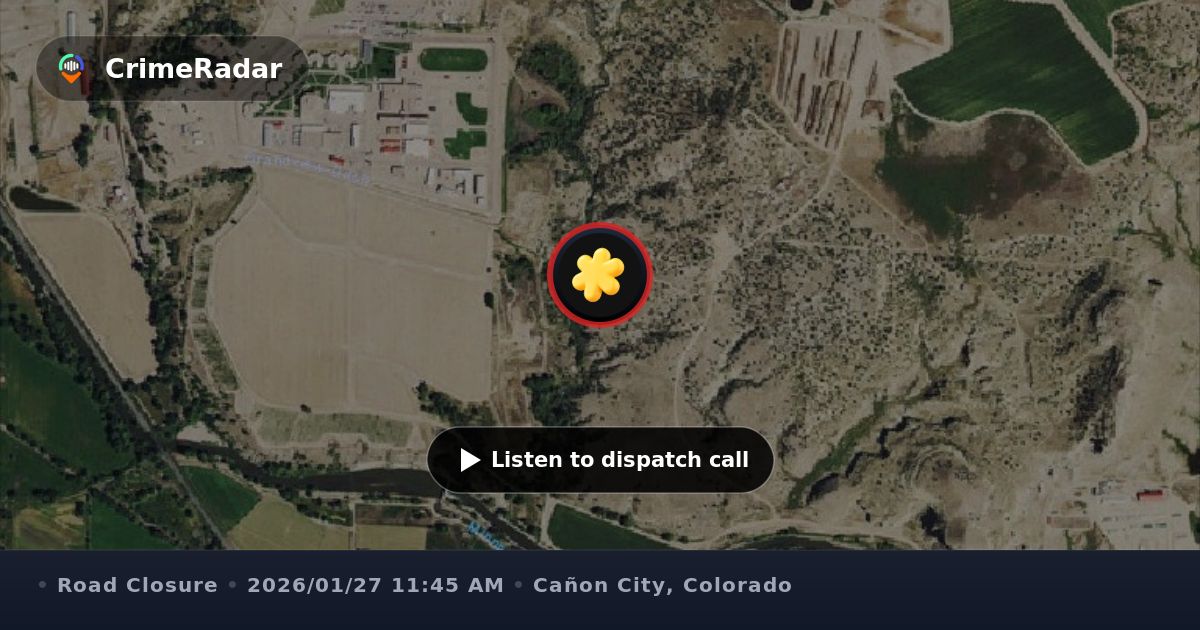 Malfunctioning railroad crossing near Pathfinder Park, Canon City CO ...