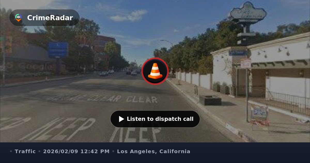 Open box with ladder blocking lane on 405 freeway, Los Angeles CA ...