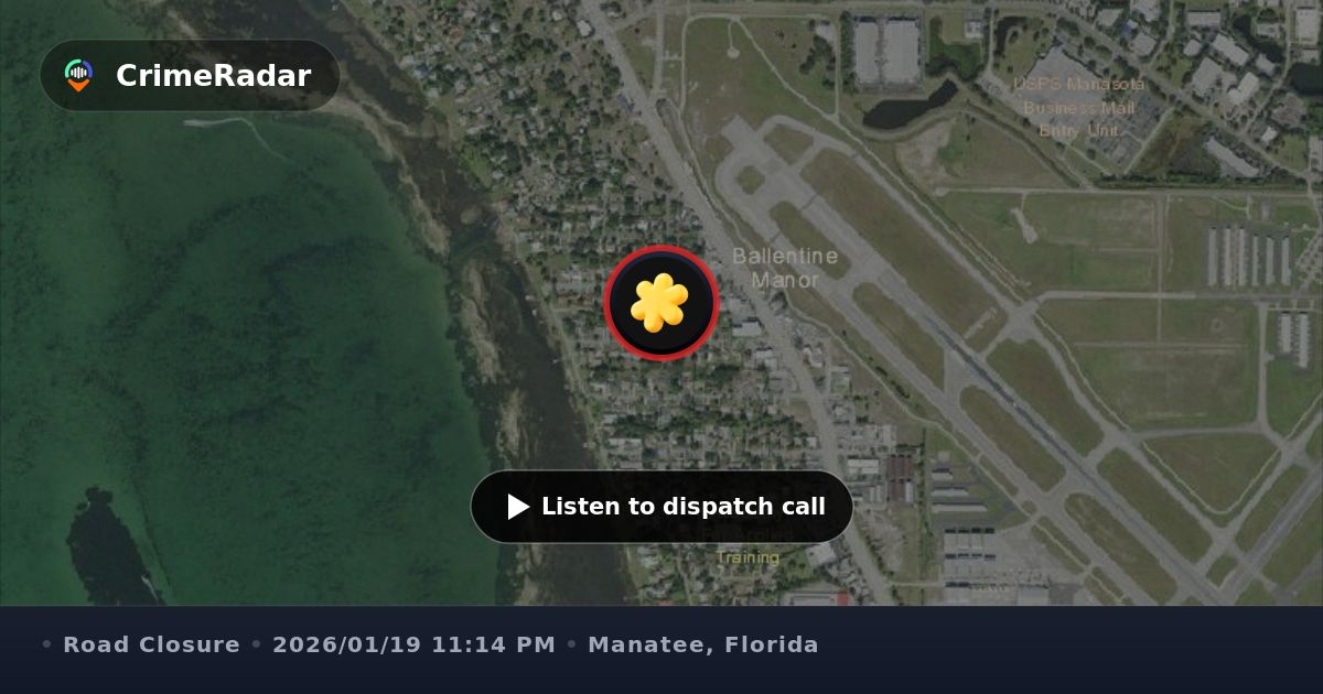 Downed stop signs near US-41 and Somerset Ave, Manatee County FL ...