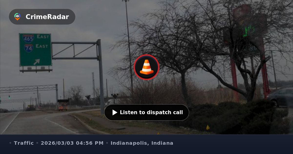 Traffic signal flashing red at Victory and Emerson, Indianapolis IN ...