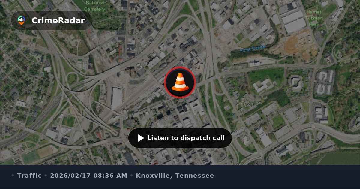 Traffic backup from malfunctioning light on Ashwell Highway, Knoxville ...