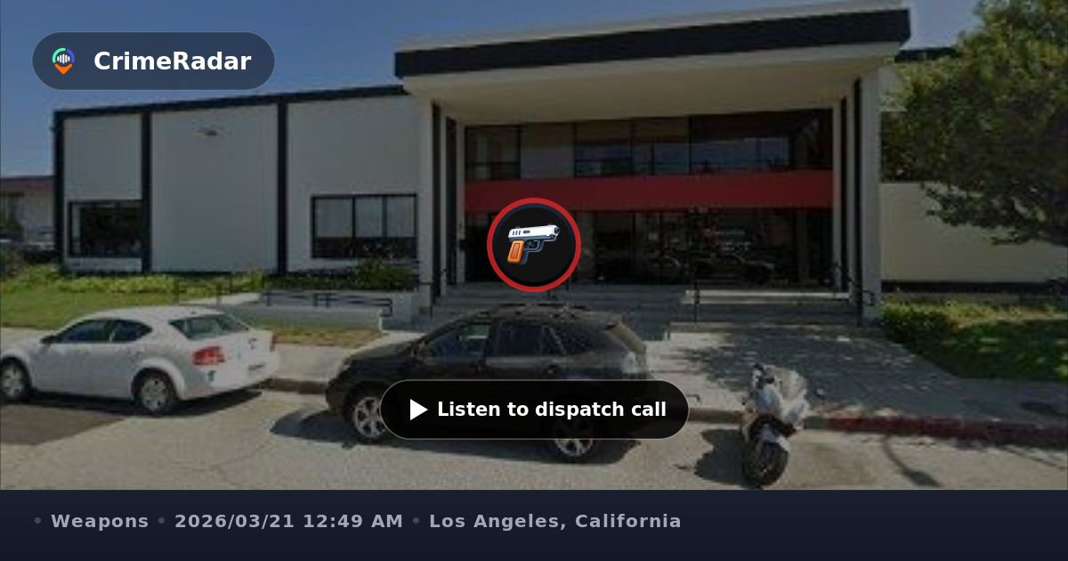 Burglary suspect with crowbar at McConnell Avenue, Los Angeles CA ...