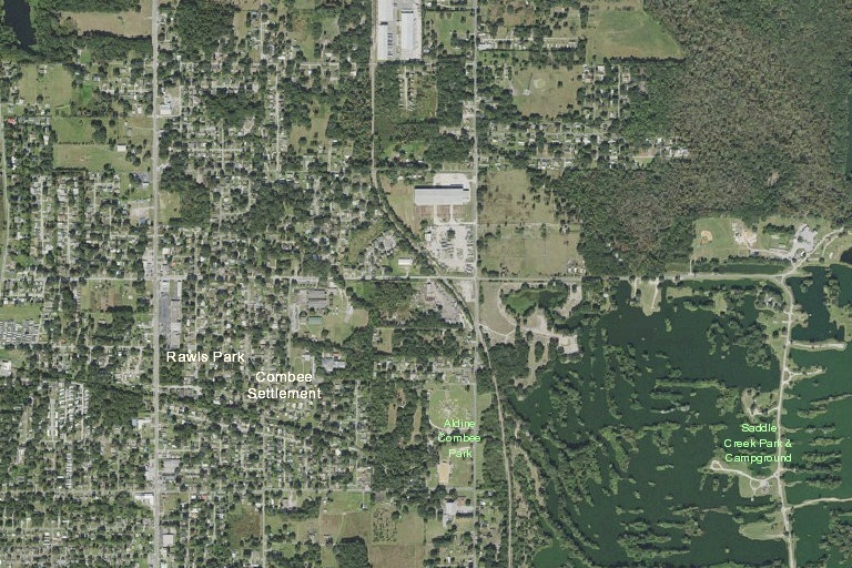 Utility pole arcing causes electrical hazard near Canal Dr E, Lakeland ...