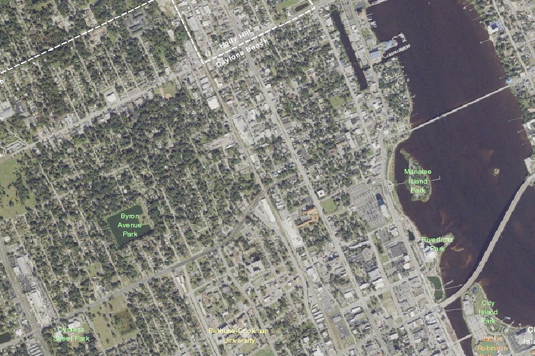 Potential fire alarm at Daytona Beach dormitory, Daytona Beach FL ...