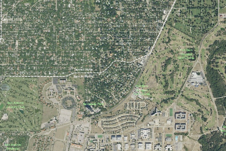 Possible fire alarm at Fort Sam Houston building, San Antonio TX ...